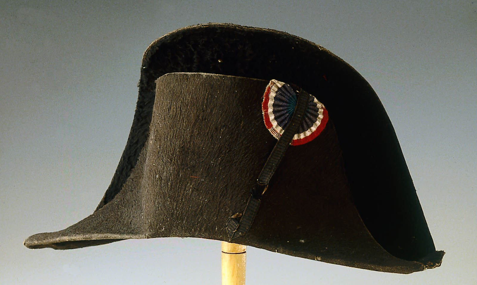 On Ribbon and Revolution: Rethinking Cockades in the Atlantic – Age of ...